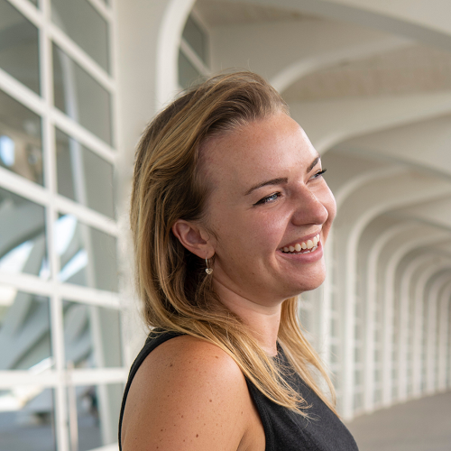 “The Bread of Life,” a new short story by Katherine Plumhoff – Heavy ...